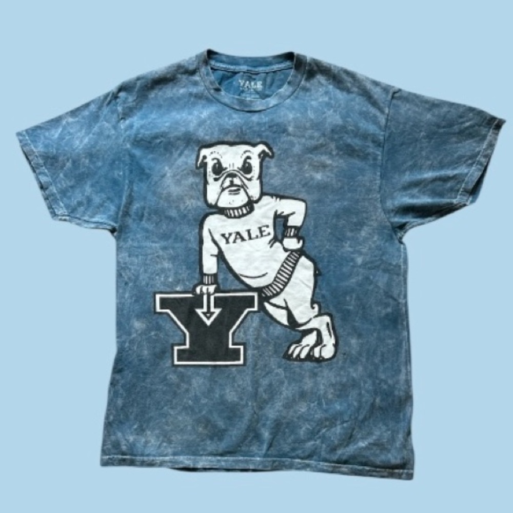 Yale University! So Cool Tie-Dye Style Wash Tee! “Han… - Gem